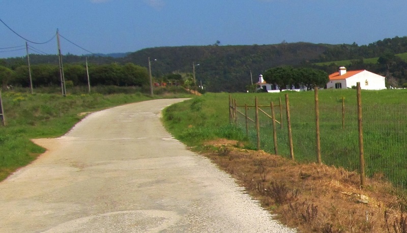 Obras em estradas de Aljezur - Algarve Marafado