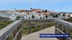 Foto do dia: passadiço com vista para uma cidade que já foi capital do ...